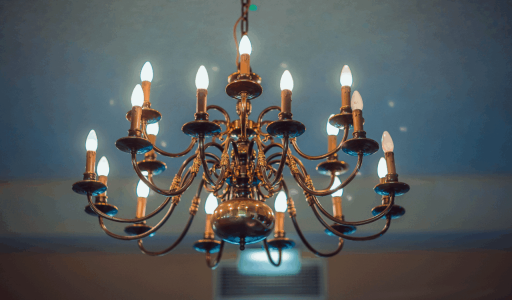 9 “Smart” Light Bulbs That Glitch and Ruin Your Mood Lighting – Big ...