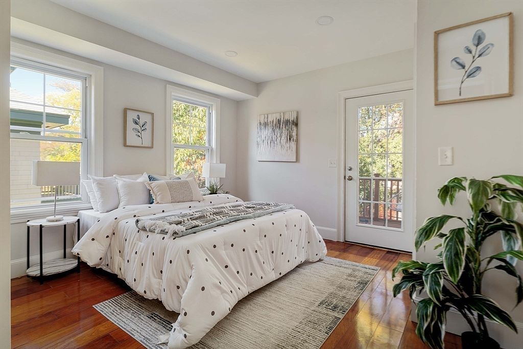 Charming 1910 Townhome in Somerville, Massachusetts Featuring Brazilian ...