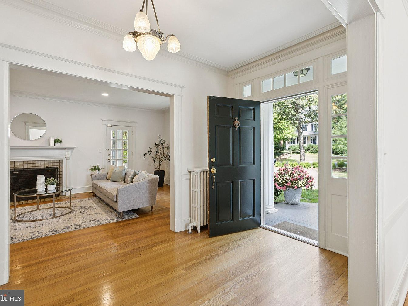Spacious 1928 Colonial in Chevy Chase, Maryland, Featuring 7 Bedrooms ...