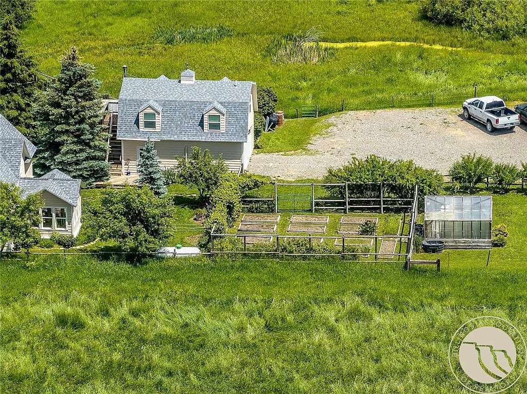 Stunning 1900 Family Compound in Red Lodge, Montana on 22 Acres ...