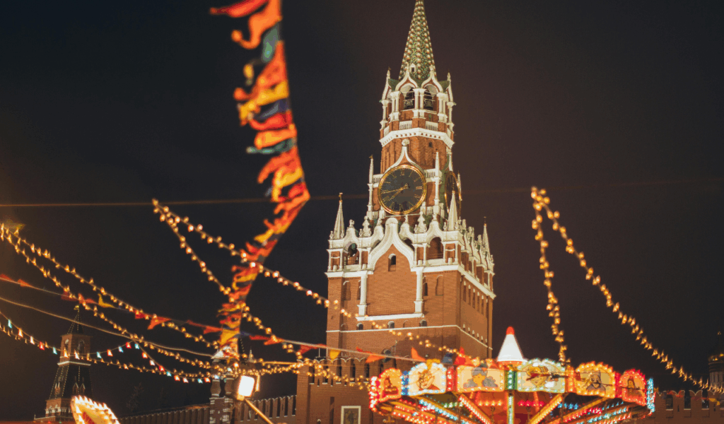 9 New Year Décor Trends That Aged Quickly – Big Green House