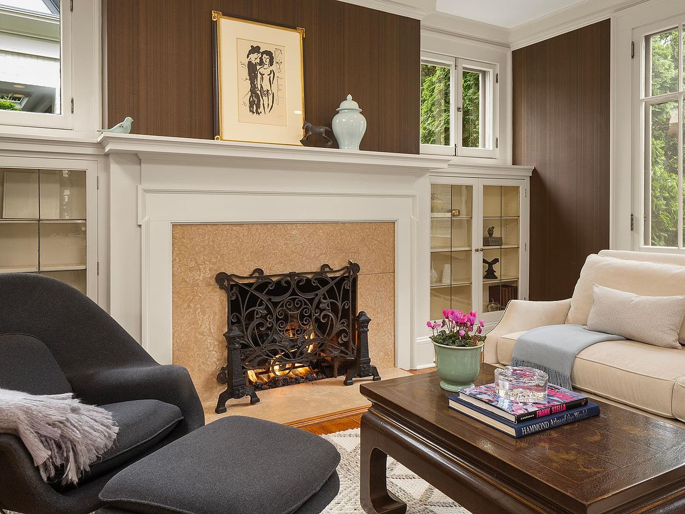 1915 Architectural Masterpiece in Minneapolis Overlooking Lake of the ...