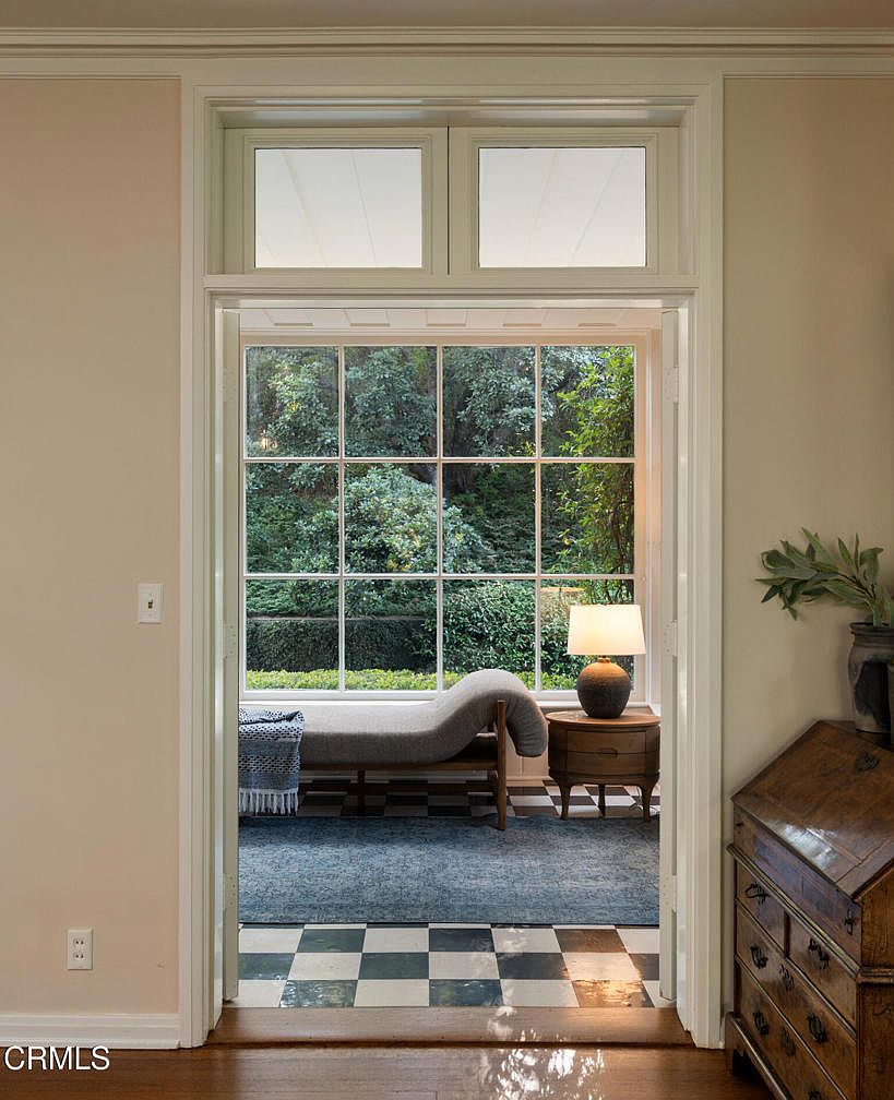 1908 Craftsman Home in Pasadena, California, Featuring Meticulous ...